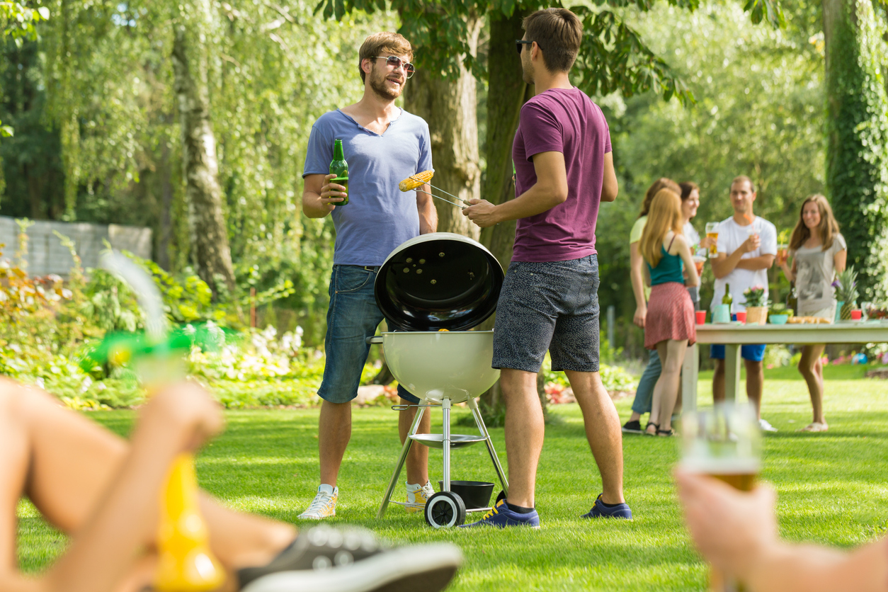 How To Throw A Perfect Memorial Day BBQ