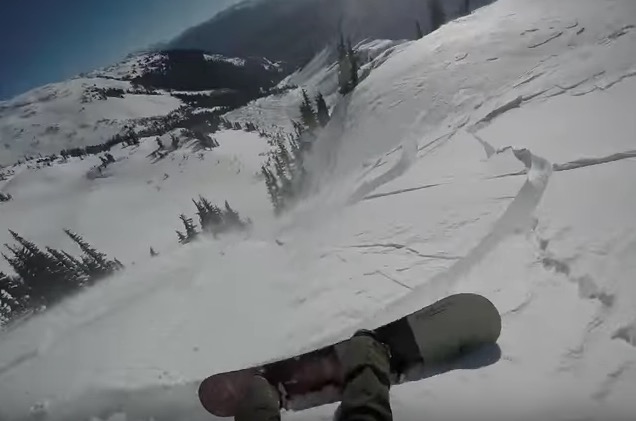 This POV Footage Of A Snowboarder Surviving An Avalanche Will Turn Your ...
