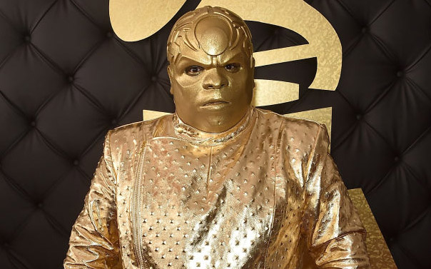 Someone Photoshopped CeeLo Green And His Gold Grammys Getup Into Trump ...