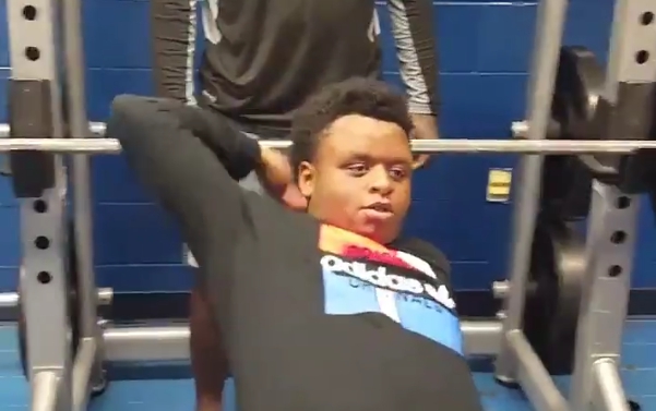 Is This The Greatest Bench Press Fail Not Involving Someone's Arm ...