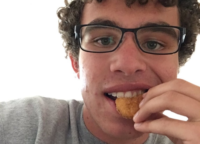 Man Goes Viral Trying To Win Year's Worth Of Chicken Nuggets From Wendy ...