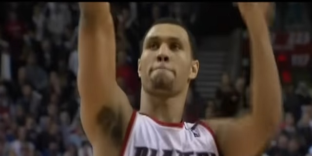 Former Blazers' Guard Brandon Roy Shot After Shielding Children From ...