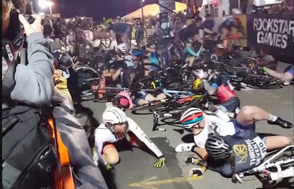 Insane Bike Crash During A Race In Brooklyn Results In BODIES ...