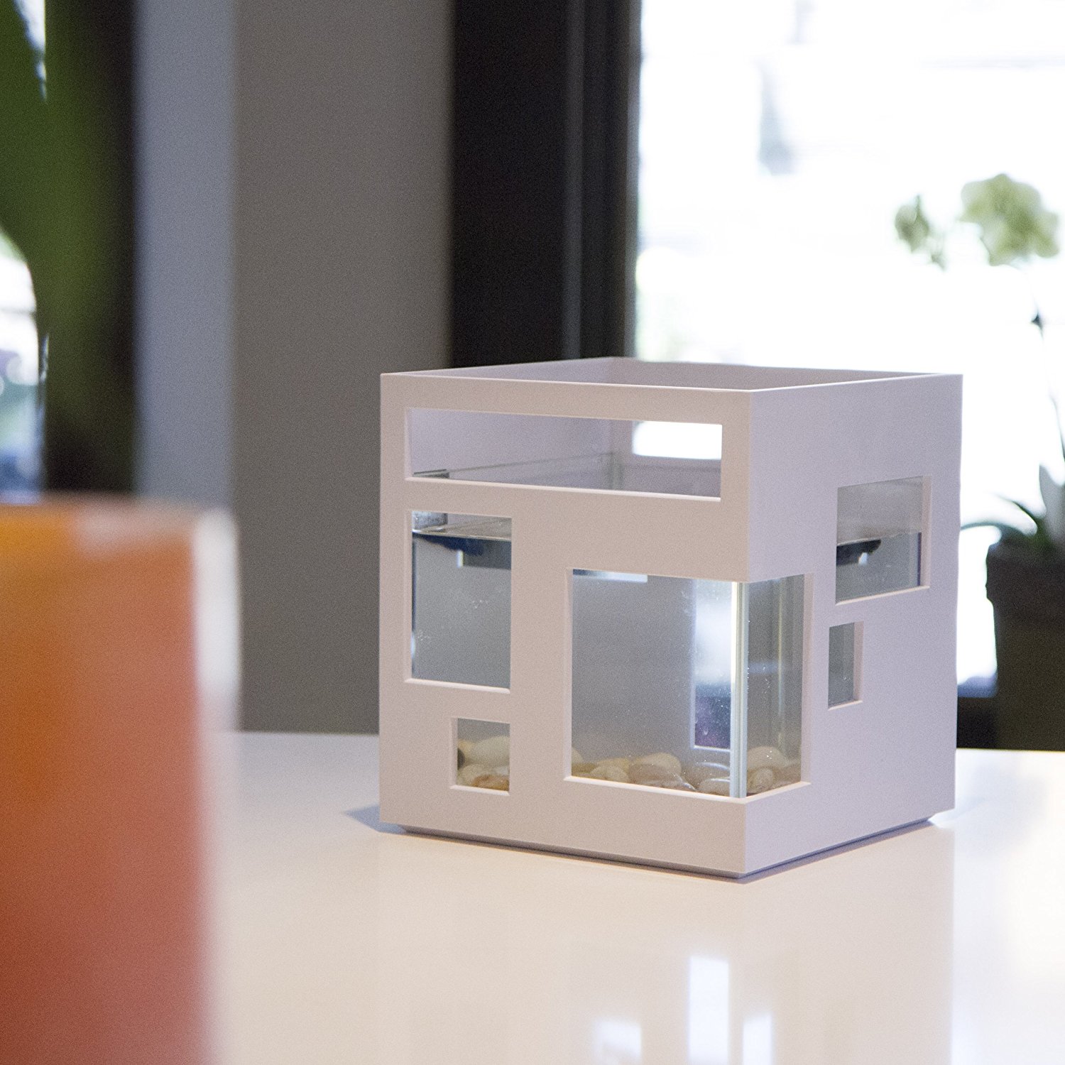 This Stackable Aquarium Is A Hotel For Fish Because Why Just Spoil Dogs ...