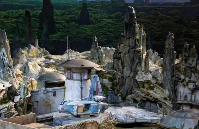 Your First Look At Epic 14-Acre 'Star Wars' Land At Disney - BroBible