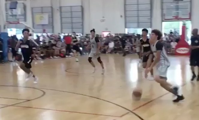 LaMelo Ball Attempts To Dunk On A Fast Break And It Goes Very Poorly ...