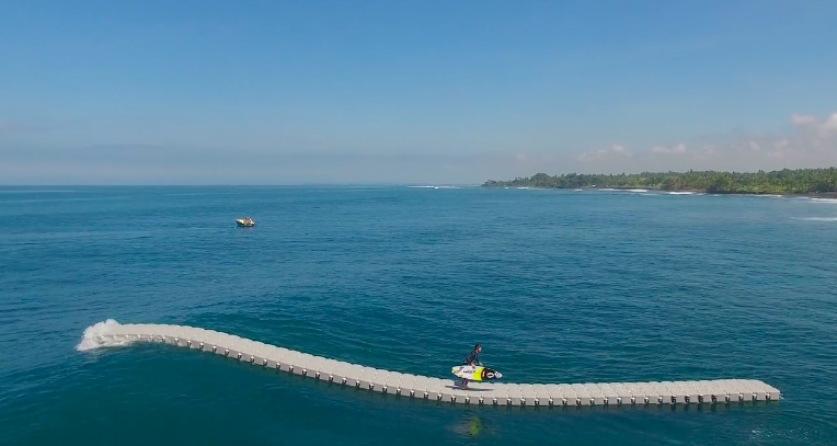 Surfer Bros Build A Floating Dock In the Middle Of The Waves To Shred ...