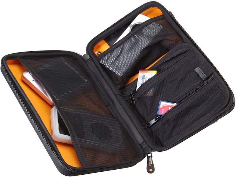 Keep Your Gadgets In One Place When Traveling With This Carry Case ...