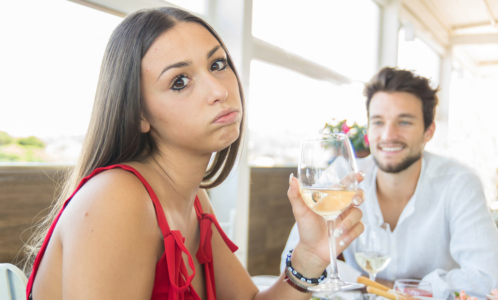 8 Ways to Make Your Girlfriend Hate You Less - BroBible