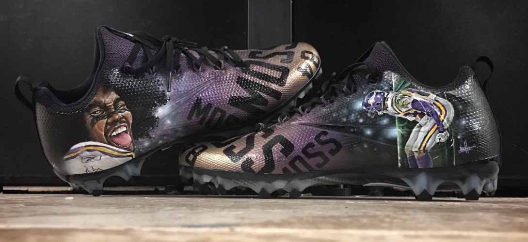 Randy Moss' New Cleats Are Amazing - BroBible