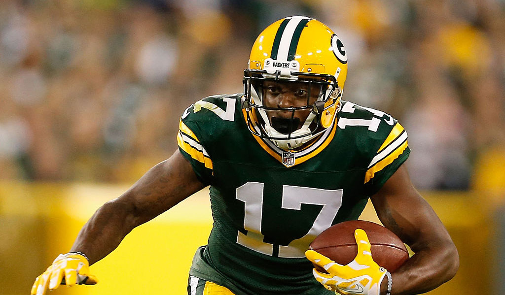 Davante Adams Goes On Bitter Twitter Rant, Has No Time For Thomas Davis ...