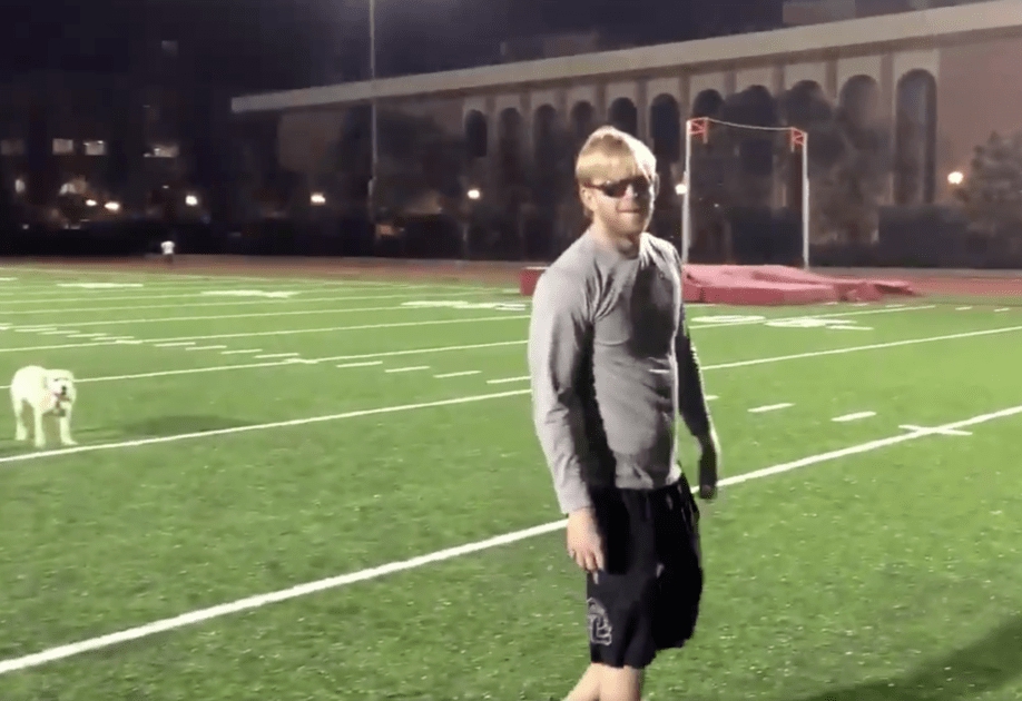 Jake Olson, Blind Long Snapper At USC Made A QB Highlight Video As Team ...