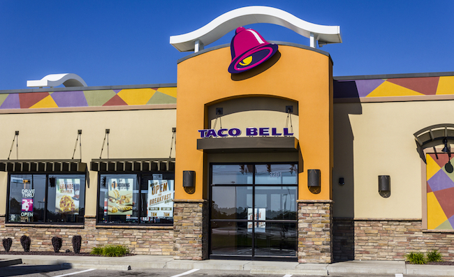 Distraught Fans Held A Vigil For A Taco Bell That Burned Down In ...