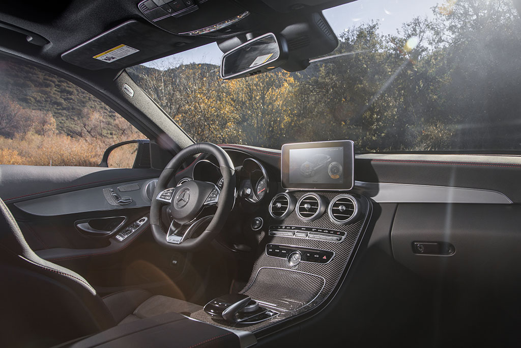 The 10 Best Car Interiors For Vehicles Priced Under $50,000 For 2018 ...