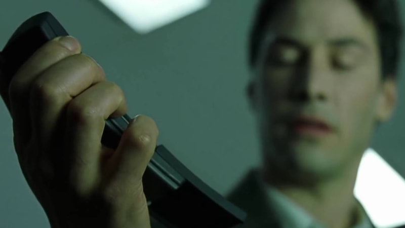 Old School Nokia 8110 'Matrix' Banana Phone Gets Reloaded For 2018 And ...