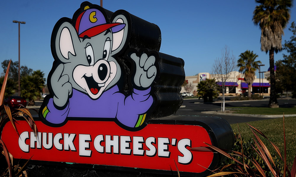 Meet The Genius Behind The Chuck E. Cheese's Franchise Who Changed ...