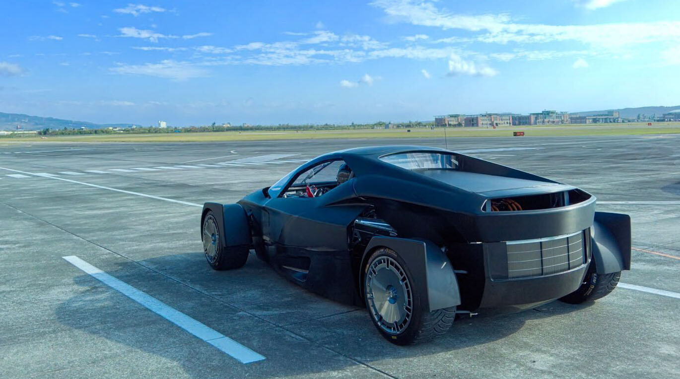 This 1,341 HP XING Mobility Electric Supercar That Can Also Go Off Road ...