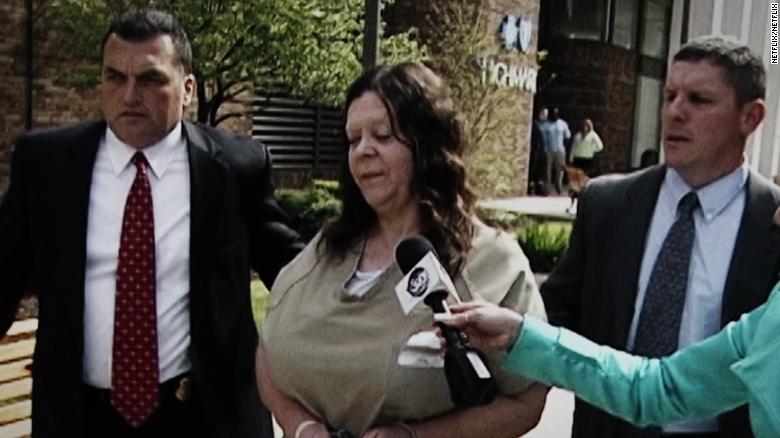 Attention True Crime Buffs: 'Evil Genius' Might Be Your New Favorite ...