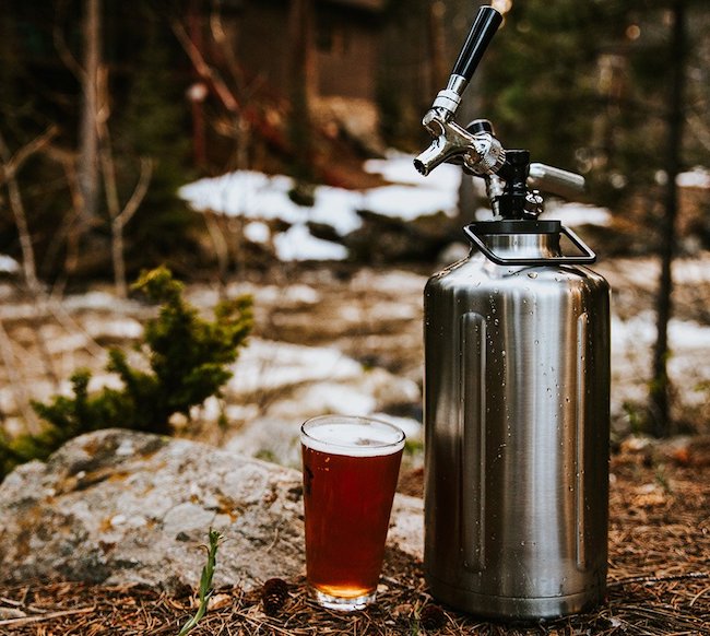 TrailKeg Gallon Growler Will Keep Your Beer Frigid Even When It's Hot ...