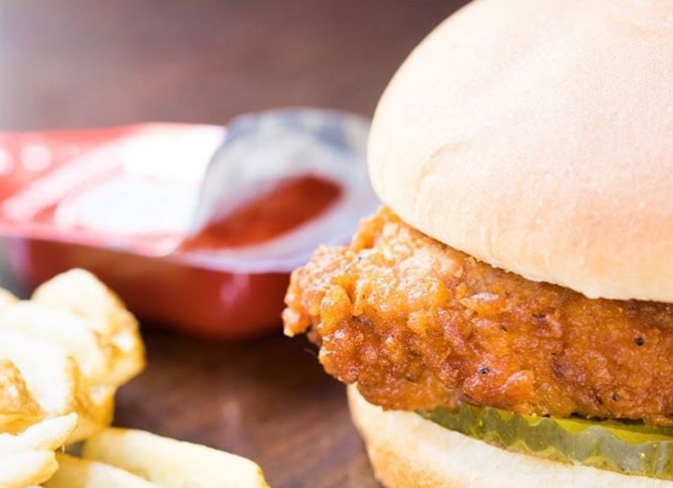 Chick-Fil-A Named America's Favorite Fast-Food Restaurant, Duh - BroBible