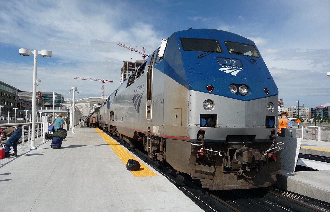 Amtrak Passengers Were Stranded On A Train For Almost Two Days And It ...