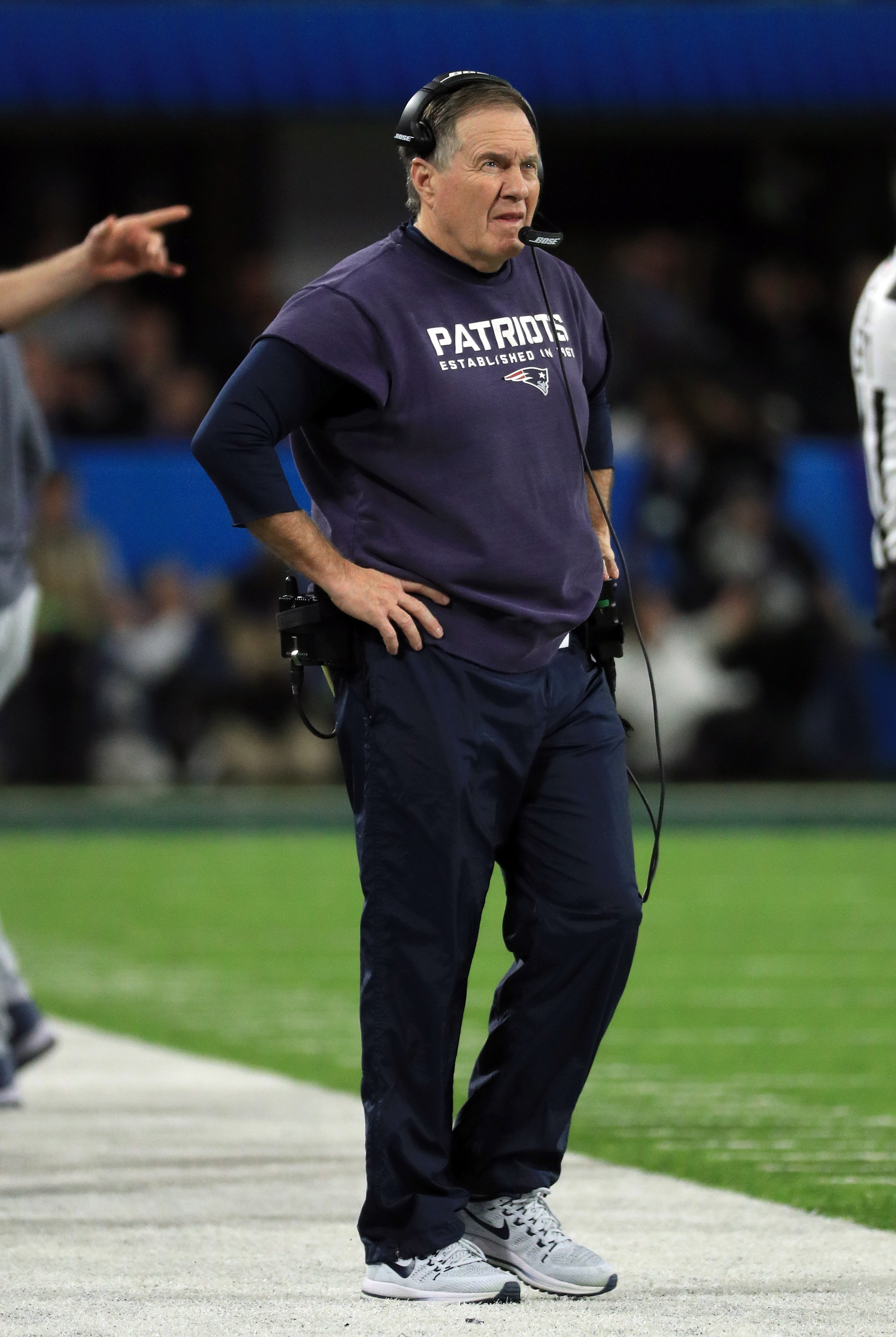 A Definitive Fashion Ranking Of All Bill Belichick's Super Bowl Outfits ...
