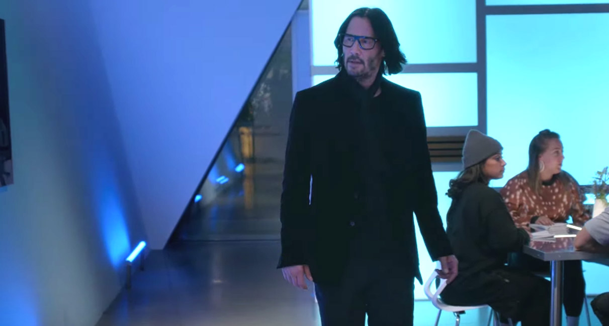 This 'Keanu Reeves Walking In Slow Motion' Meme Account Is The Perfect ...