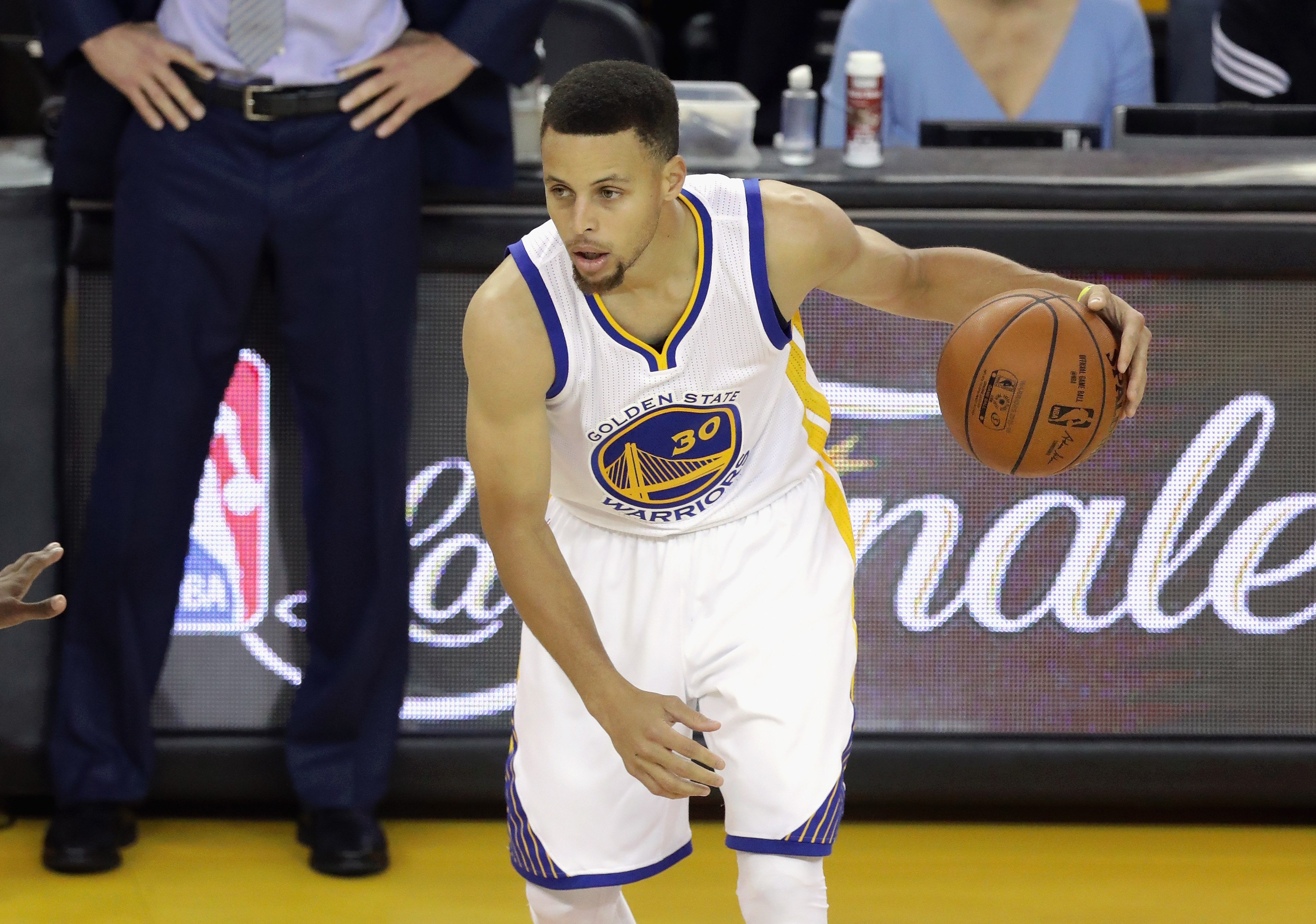 Stephen Curry Explains Why He Thinks He Cost The Warriors The NBA Title ...