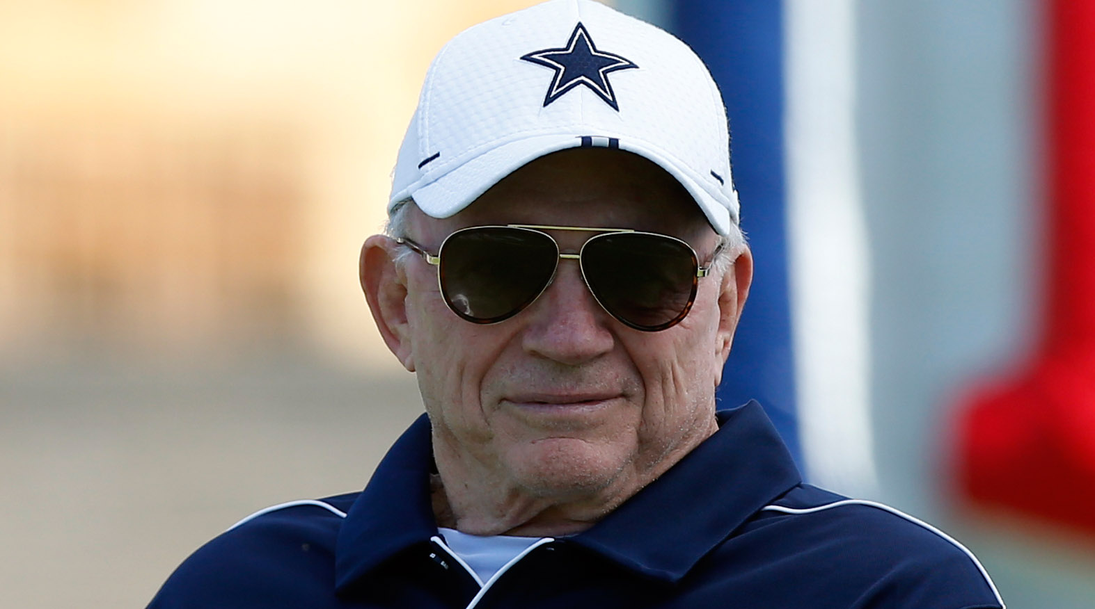 Jerry Jones Uses A Horrifying Analogy To Describe Cowboys' Contract ...