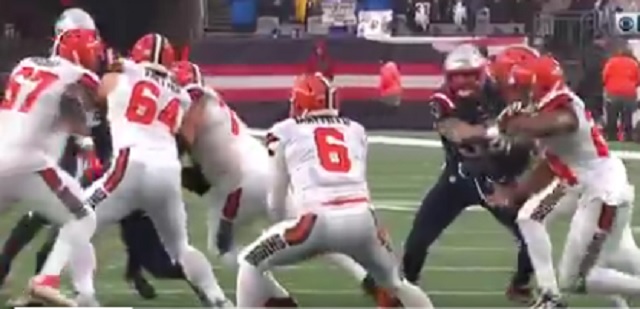 The Internet Mocks Baker Mayfield After He Commits One Of The Worst ...