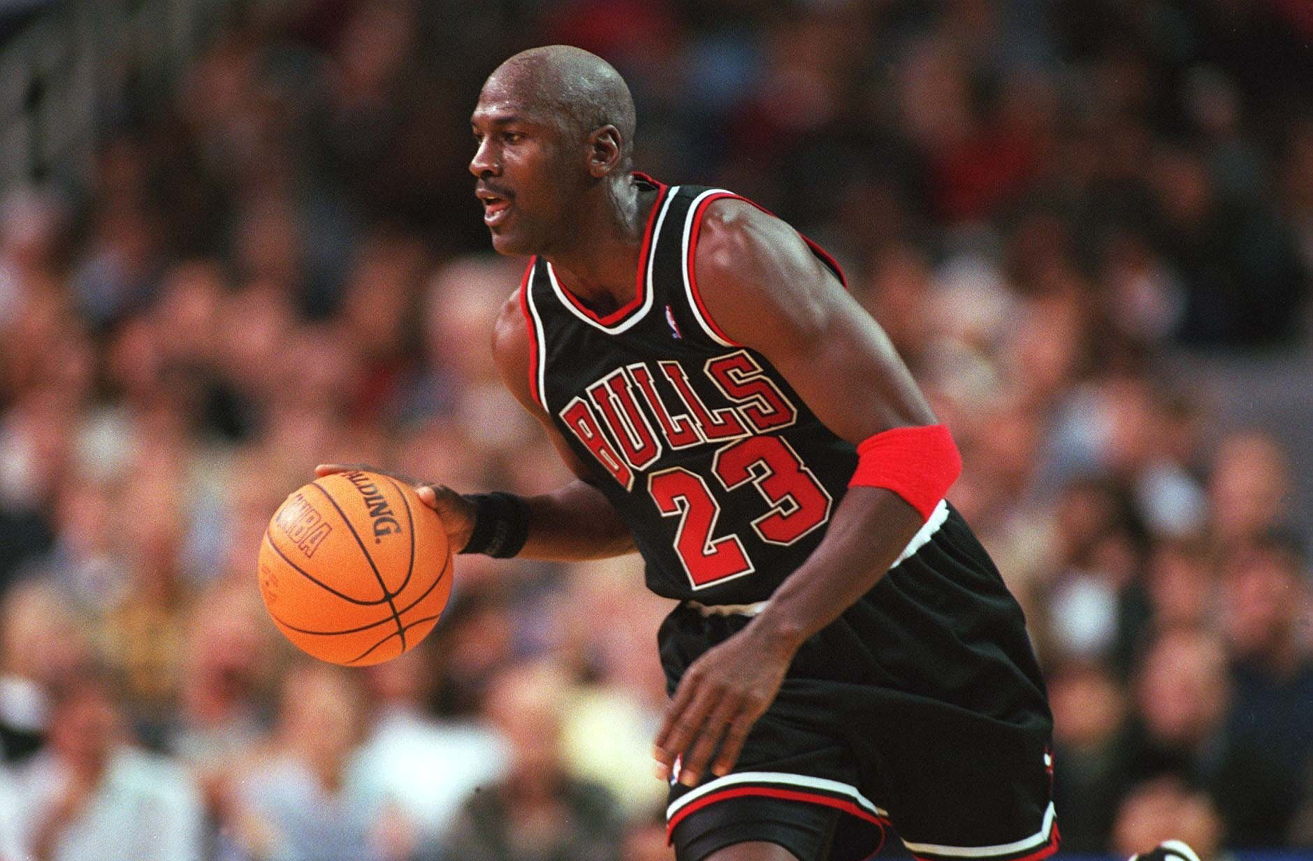 Jeremy Roenick Says Michael Jordan Once Scored 52 Points After Drinking ...