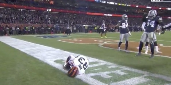 Cowboys' Jaylon Smith Celebrates Over Injured Bears Player, Proceeds To ...