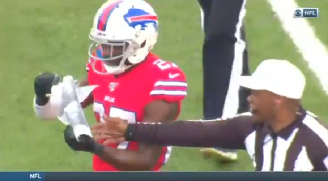 Bills Tre’Davious White Reads Ravens Play Sheet After It Blows Onto The ...