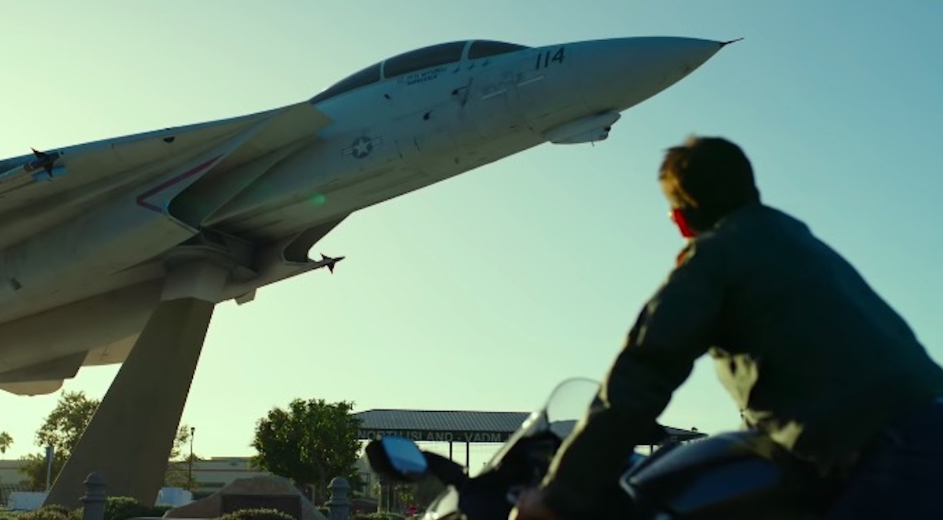 New Official 'Top Gun: Maverick' Photos Add Fuel To The Massive Hype ...