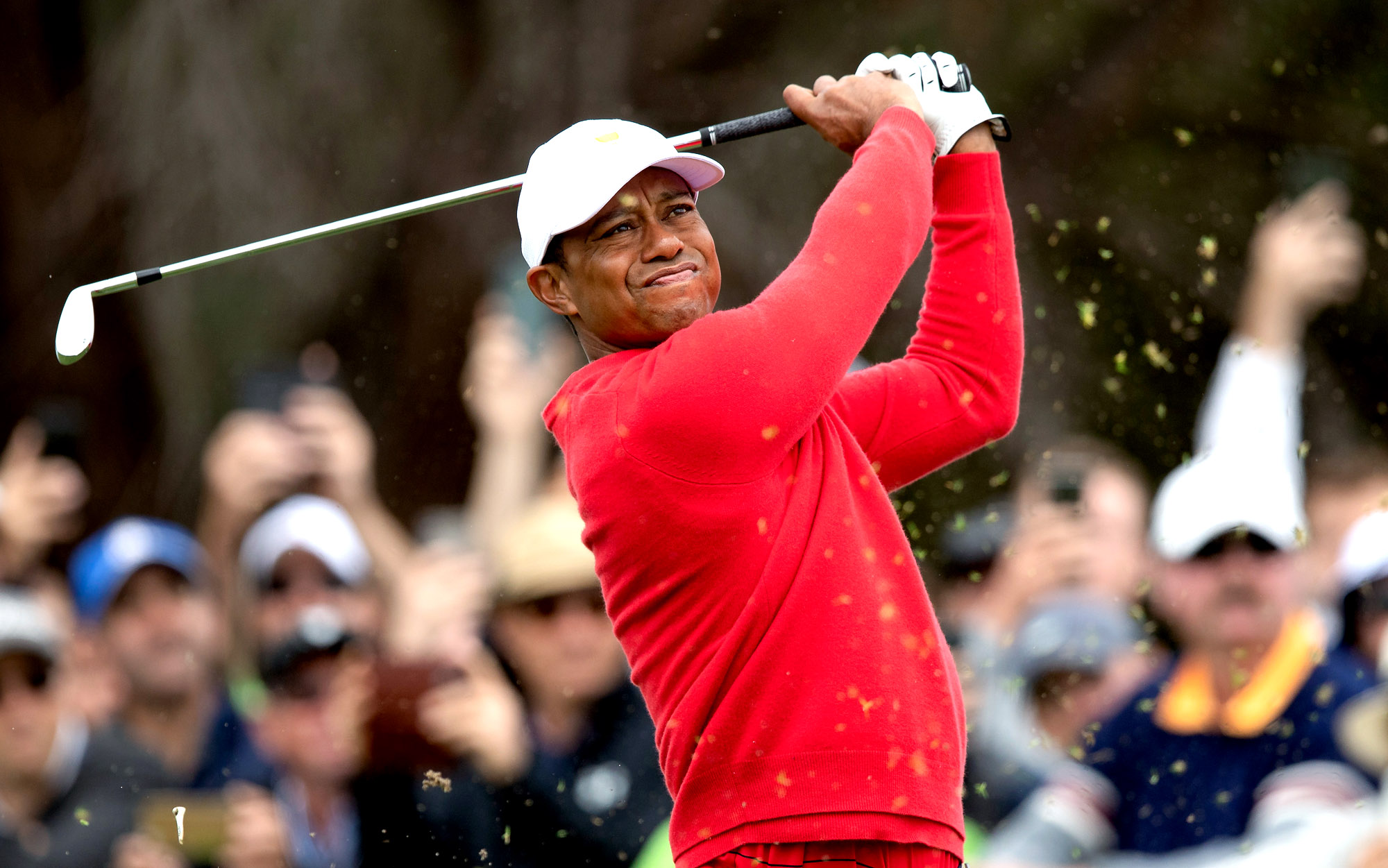 This Video Compilation Of Tiger Woods Flushing One Shot After Shot Is ...