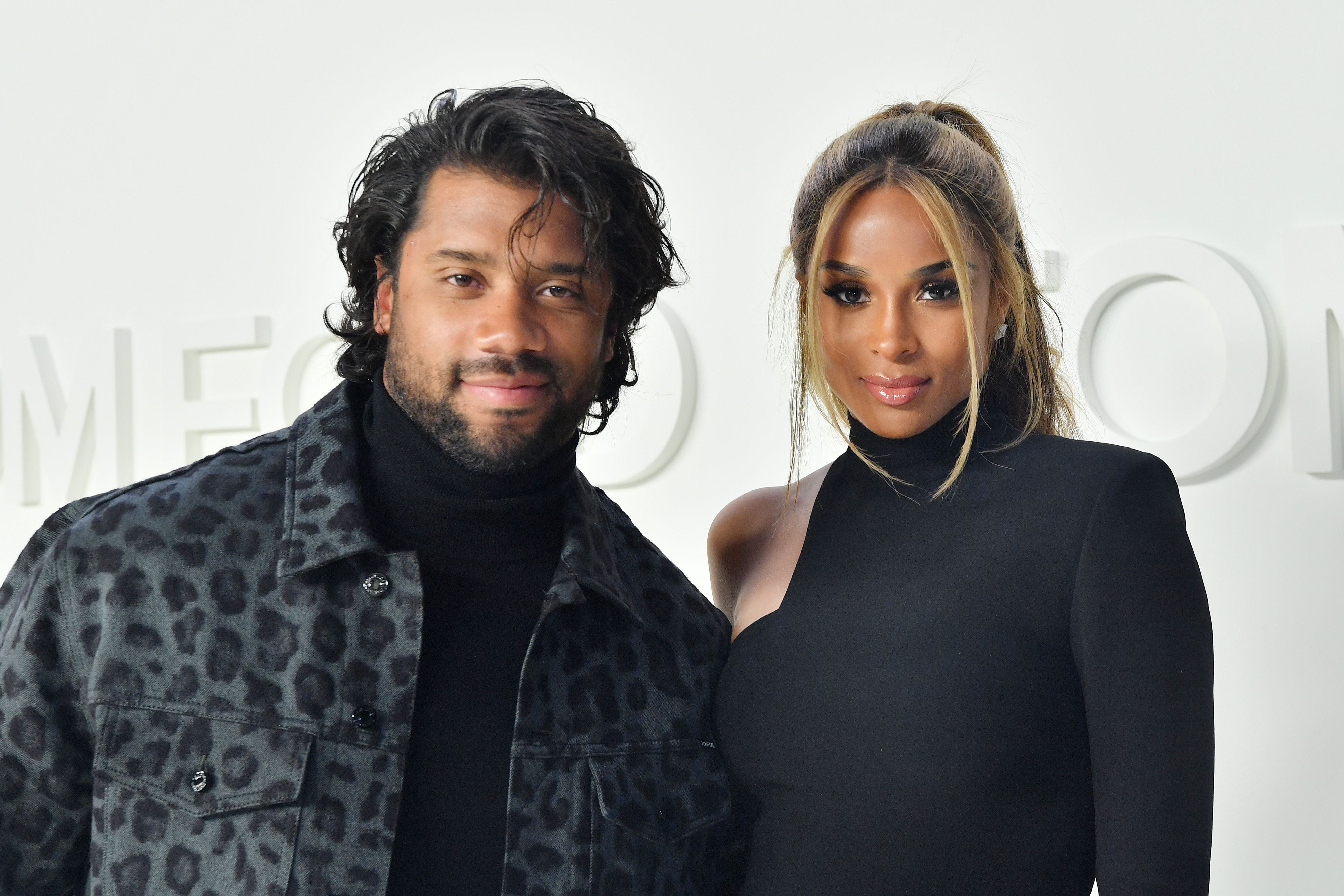 Russell Wilson Shows Off New Hairstyle And Gets Immediately Mocked On ...