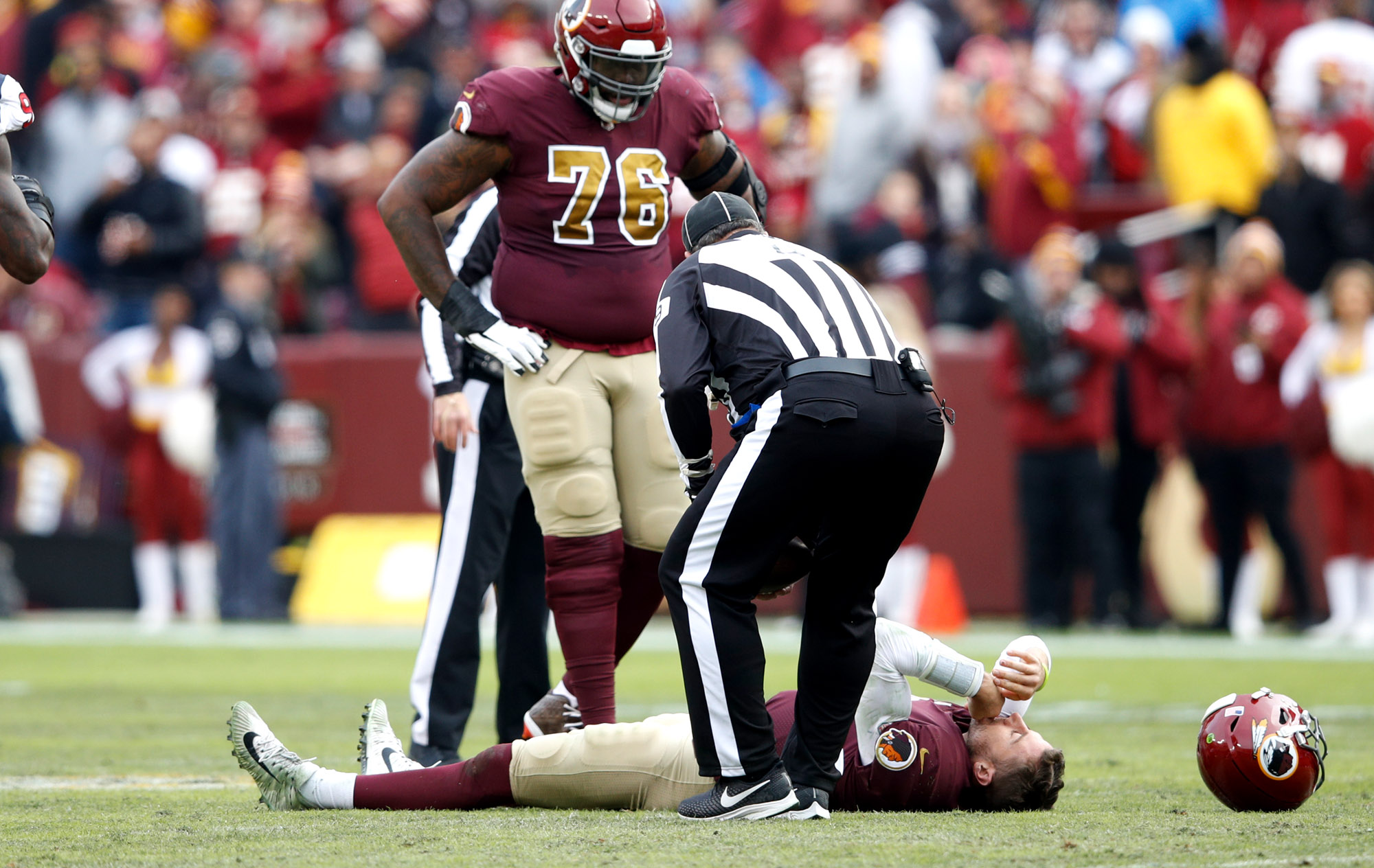 Redskins QB Alex Smith Says He's 'Lucky To Be Alive' After Gruesome ...