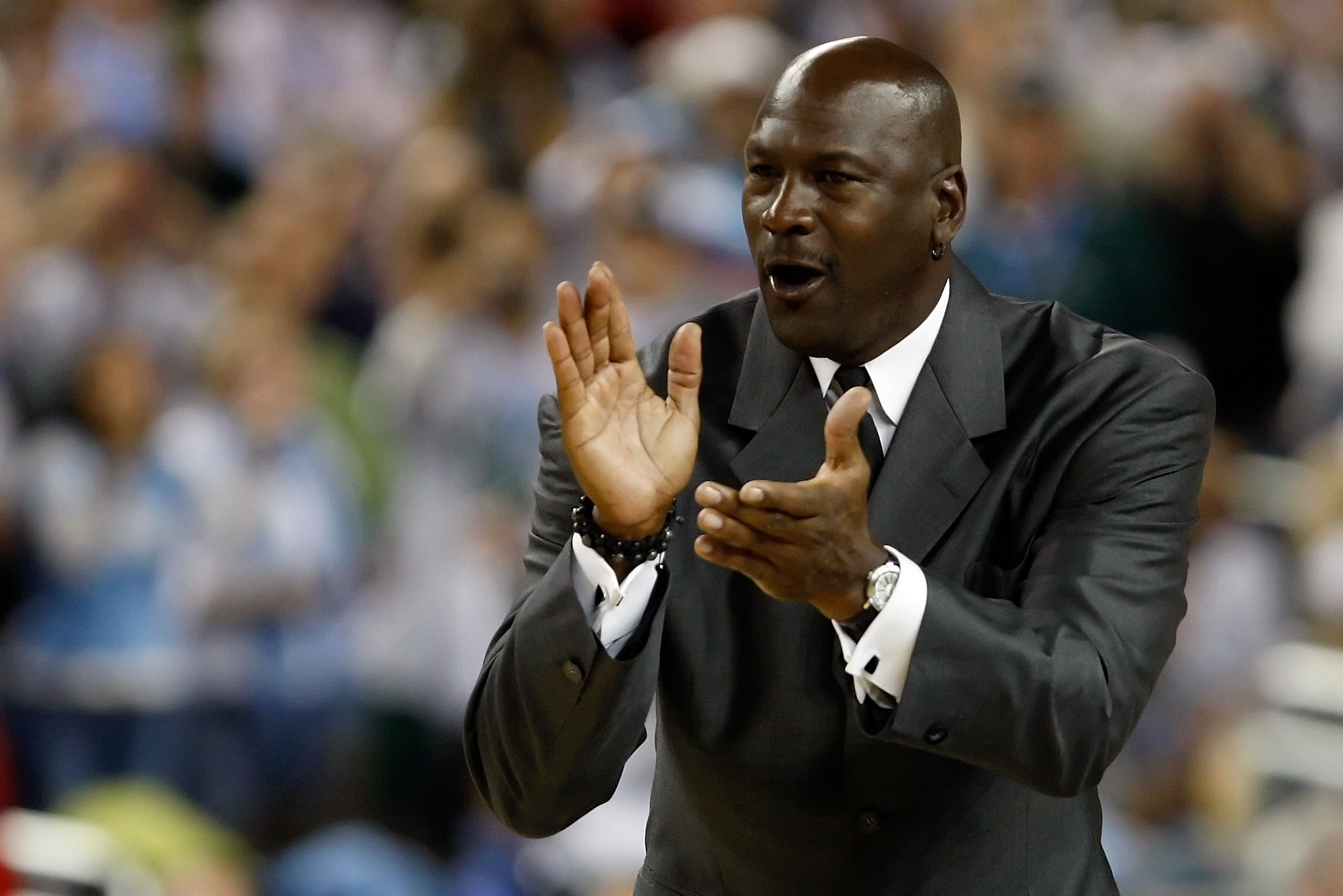Michael Jordan Trash-Talking A High School-Aged O.J. Mayo To Teach Him ...