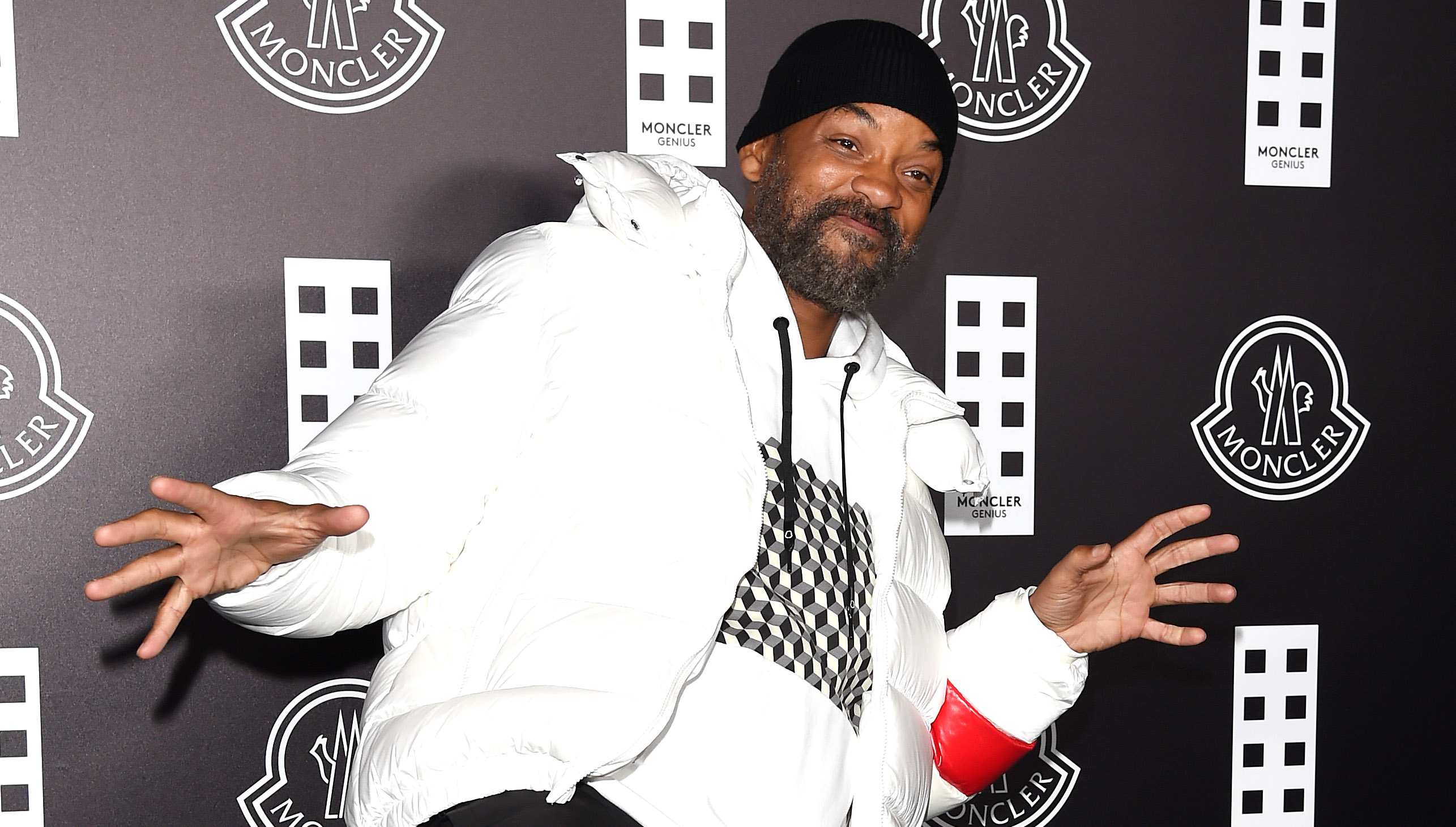 Will Smith Gets Back At People Busting On His Gray Beard By CGI-ing It ...