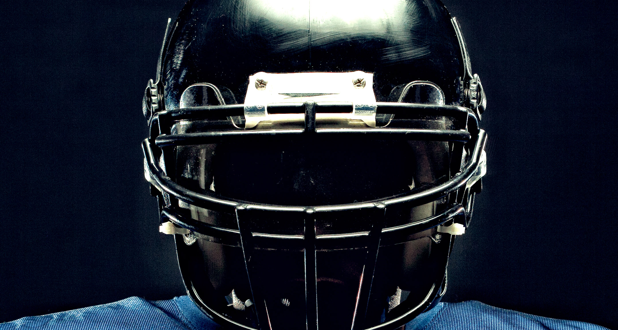 Brilliant Designer Creates Alternate NFL Helmet Designs For All 32 ...