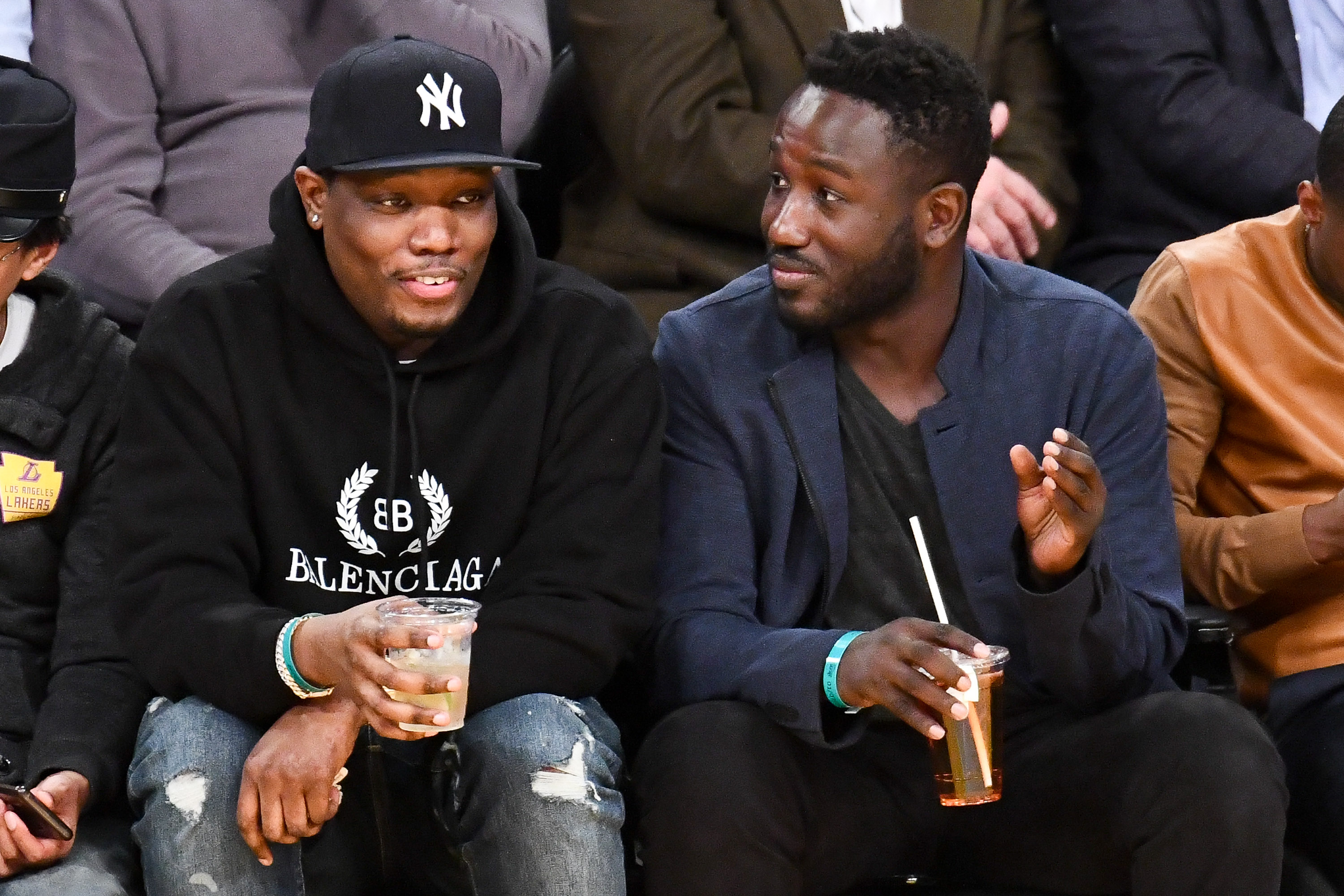 SNL's Michael Che Announces He's Paying Rent For All 160 Apartments In ...