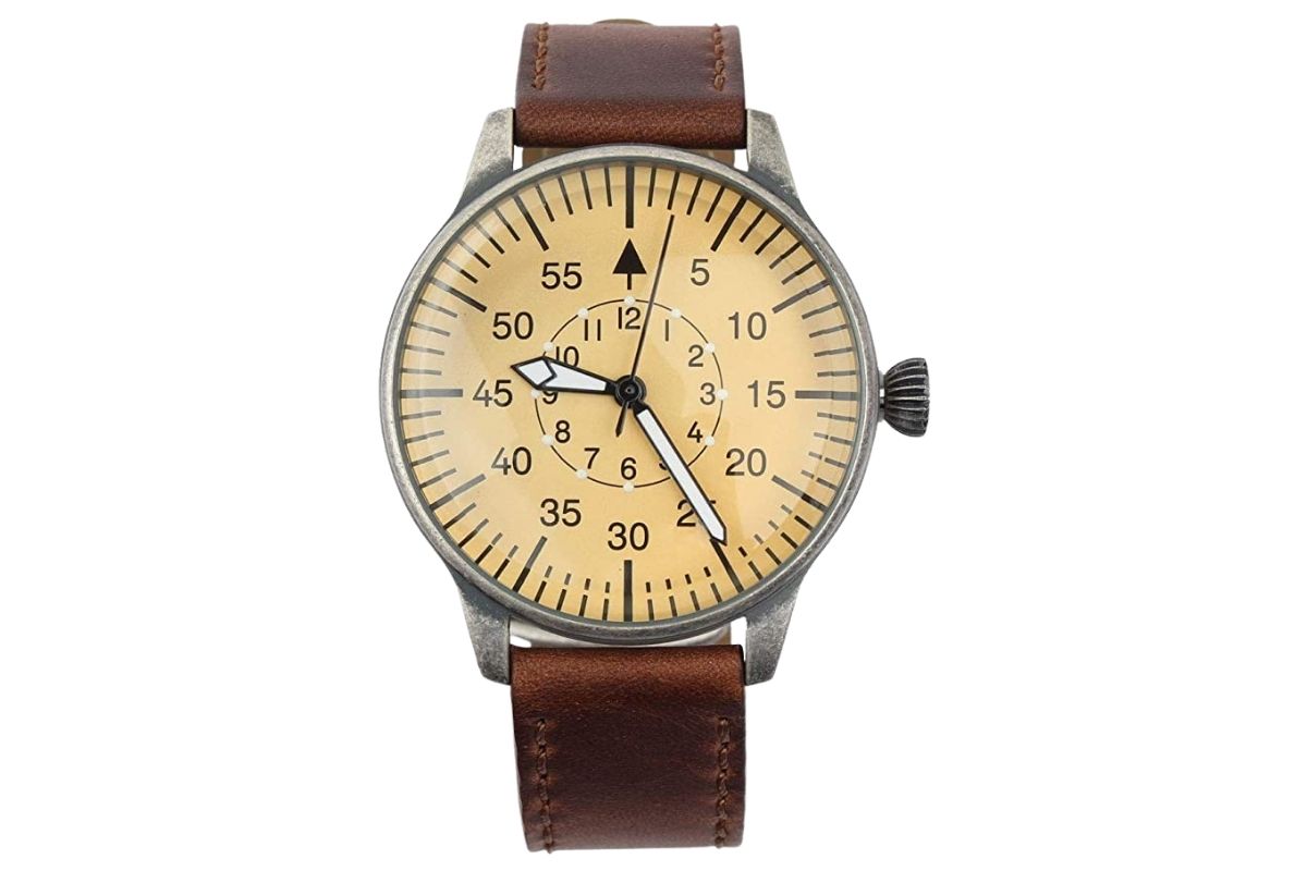 The Best Aviator Watches That Will Pair Well With Any Man's Wardrobe