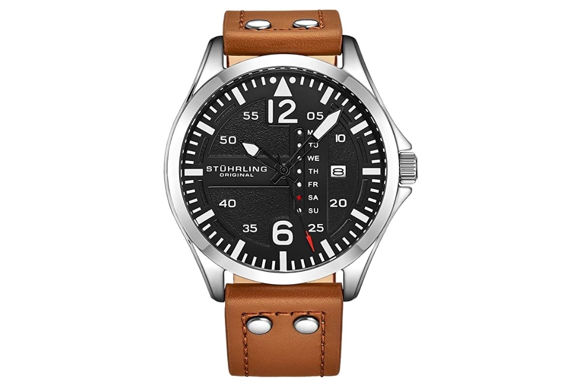 The Best Aviator Watches That Will Pair Well With Any Man's Wardrobe