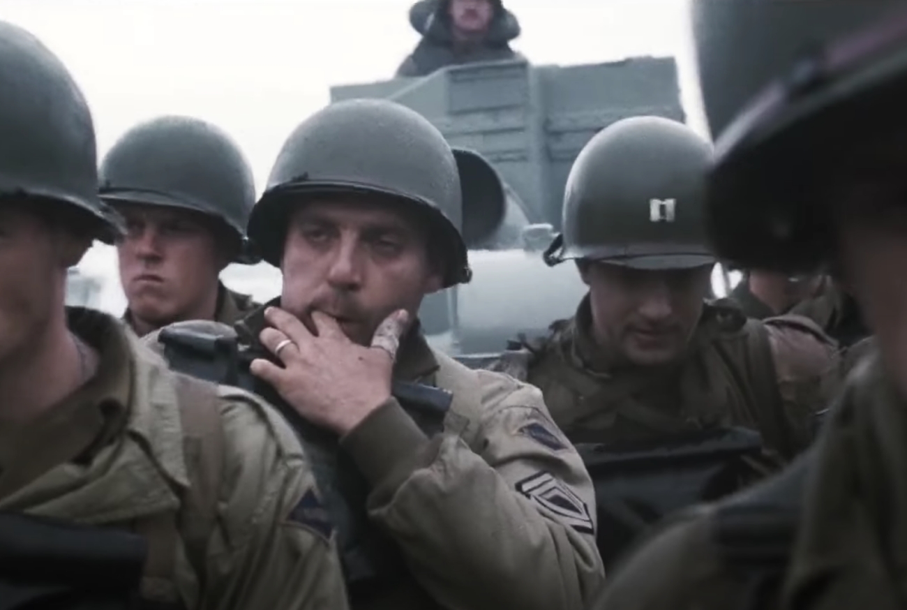 Navy SEAL Breaks Down Accuracy Of Combat Scenes And Explains Which ...
