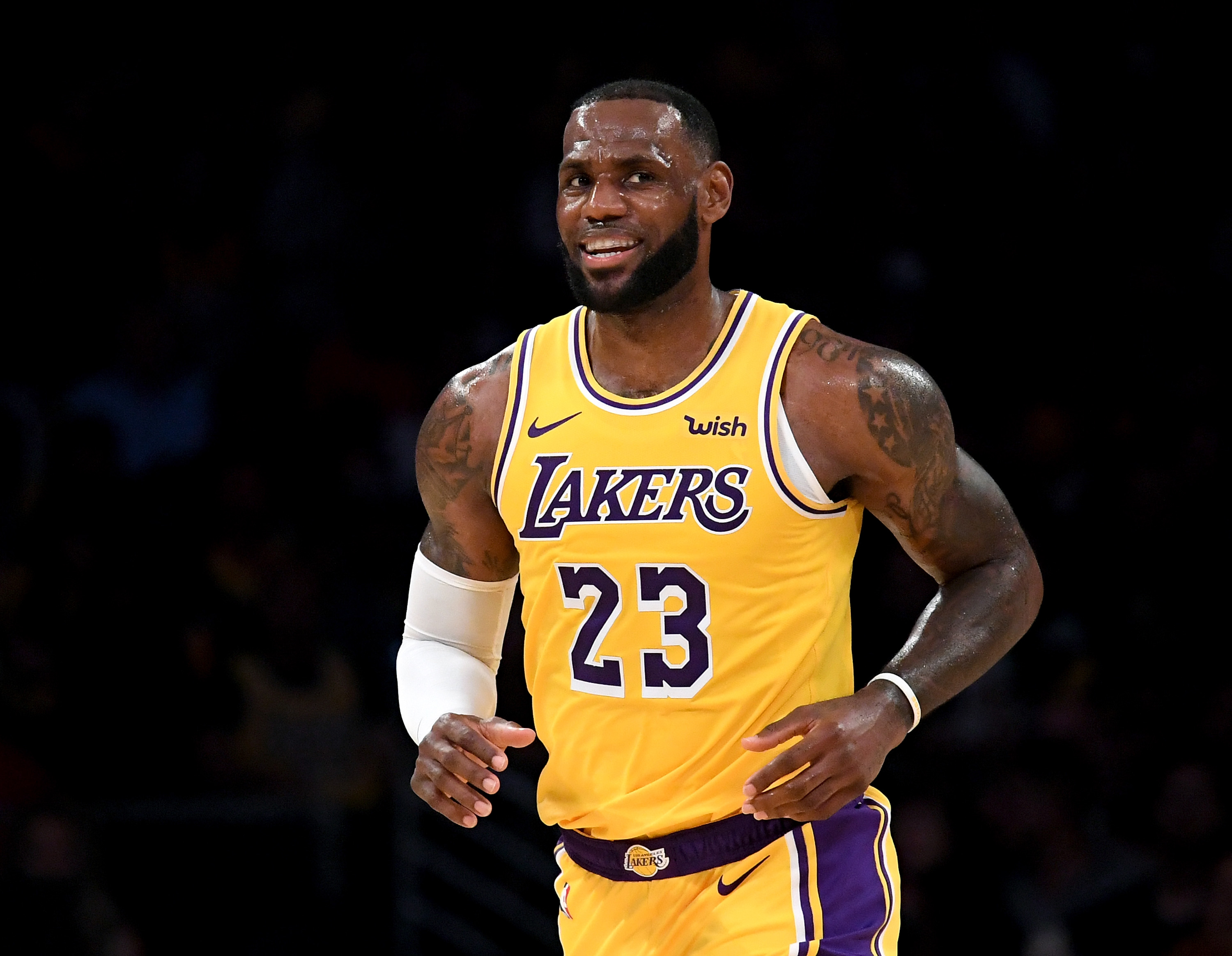 Fans Blast LeBron James For Comparing Disney Bubble To Going To Prison ...