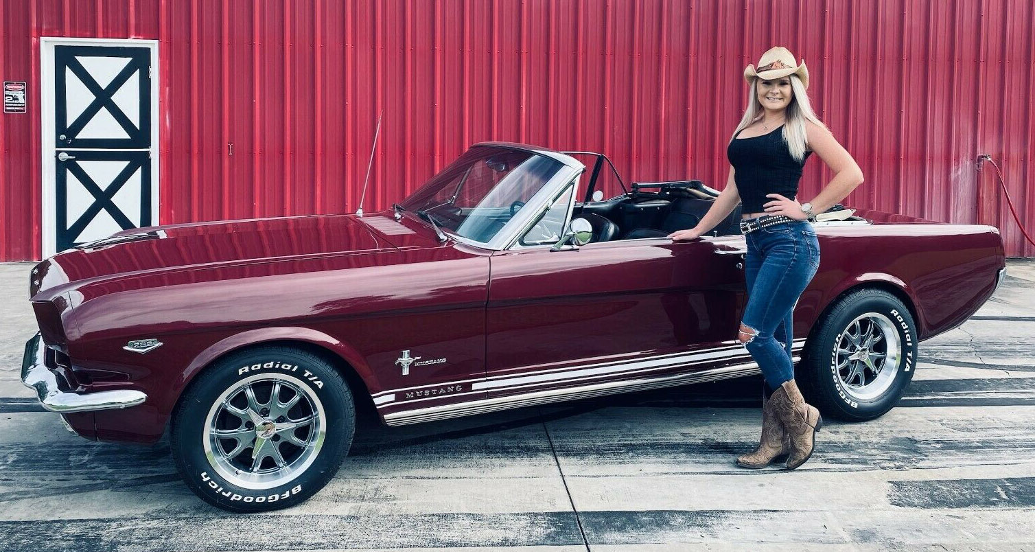 10 Of The Best Vintage Convertibles For Sale Online This Week - BroBible