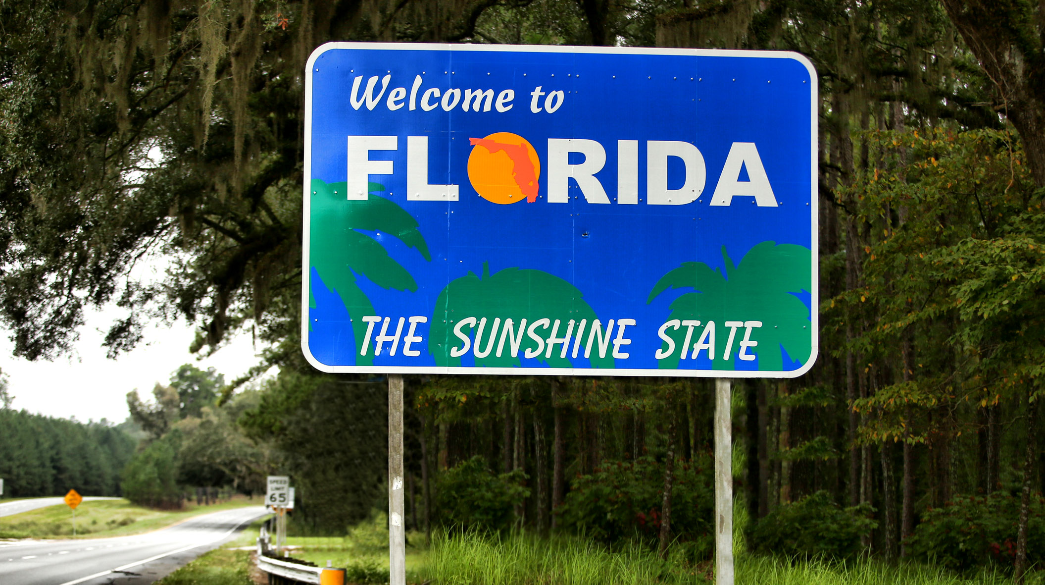 Florida City Goes Full Florida By Putting Up A New 'Welcome' Sign... In ...