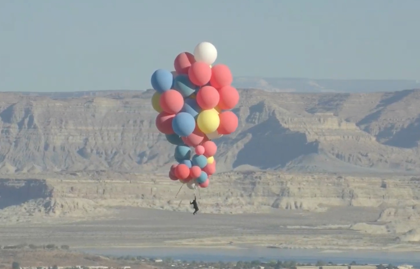 WATCH: David Blaine Is Currently Performing A Stunt Where He'll Ride 52 ...