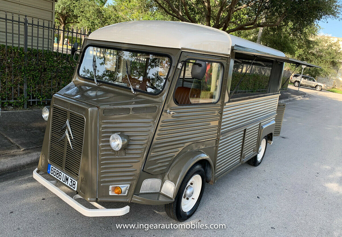 10 Of The Best Vintage Vans For Sale Online This Week - BroBible