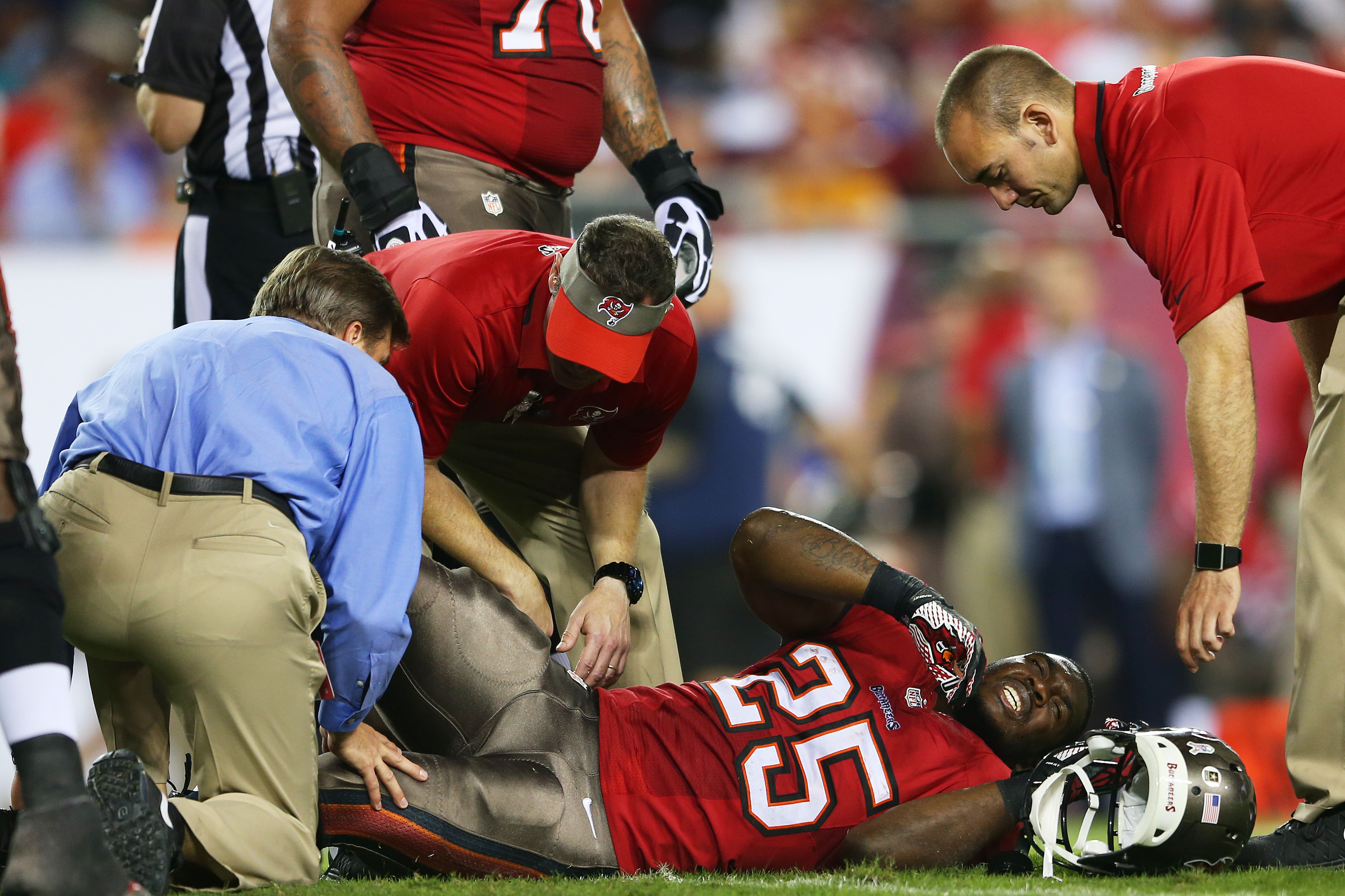 Lawyer Tells Joe Rogan How The NFL Drove Out Opioid-Addicted Player In ...